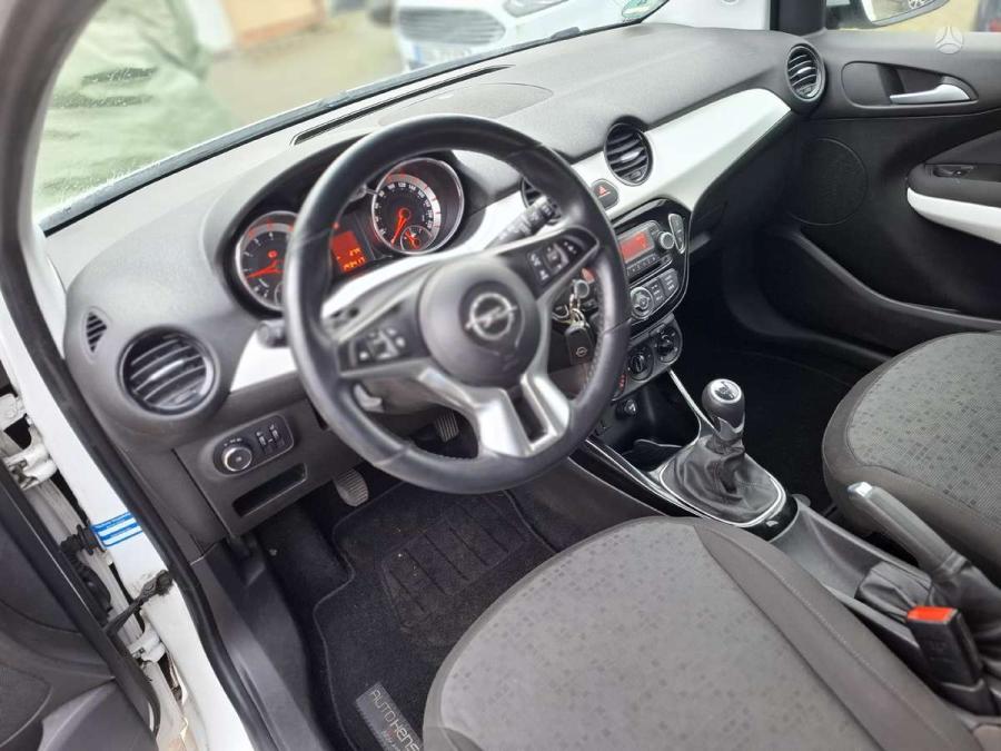 White Opel Adam 2016 in Rokiskis, with an engine capacity of 1.23 L and mileage of 190 thousand km for 2900 €, photo 9 on AUTOMOTO.COM.LV