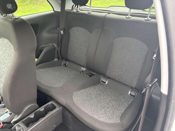 Balts Opel Adam 2016 Tauragė, ar dzinēja tilpumu 1.40 L un nobraukumu 170 tūkst. km par 3950 €, foto 10 vietnē AUTOMOTO.COM.LV