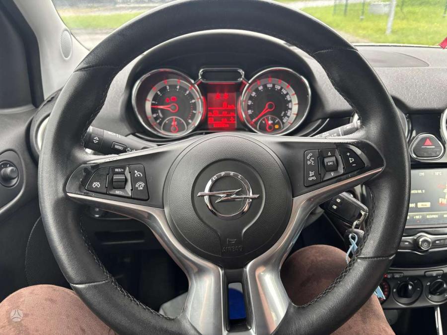 White Opel Adam 2016 in Taurage, with an engine capacity of 1.40 L and mileage of 170 thousand km for 3950 €, photo 14 on AUTOMOTO.COM.LV