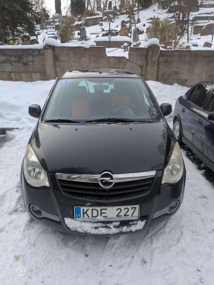 Black Opel Agila 2008 in Vilnius, with an engine capacity of 1.24 L and mileage of 58 thousand km for 3100 €, photo 2 on AUTOMOTO.COM.LV