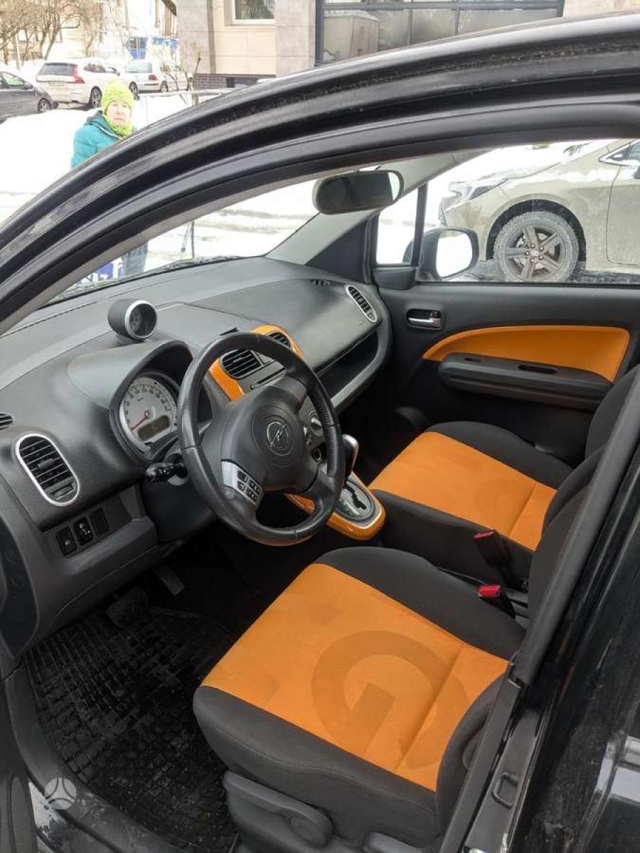 Black Opel Agila 2008 in Vilnius, with an engine capacity of 1.24 L and mileage of 58 thousand km for 3100 €, photo 11 on AUTOMOTO.COM.LV