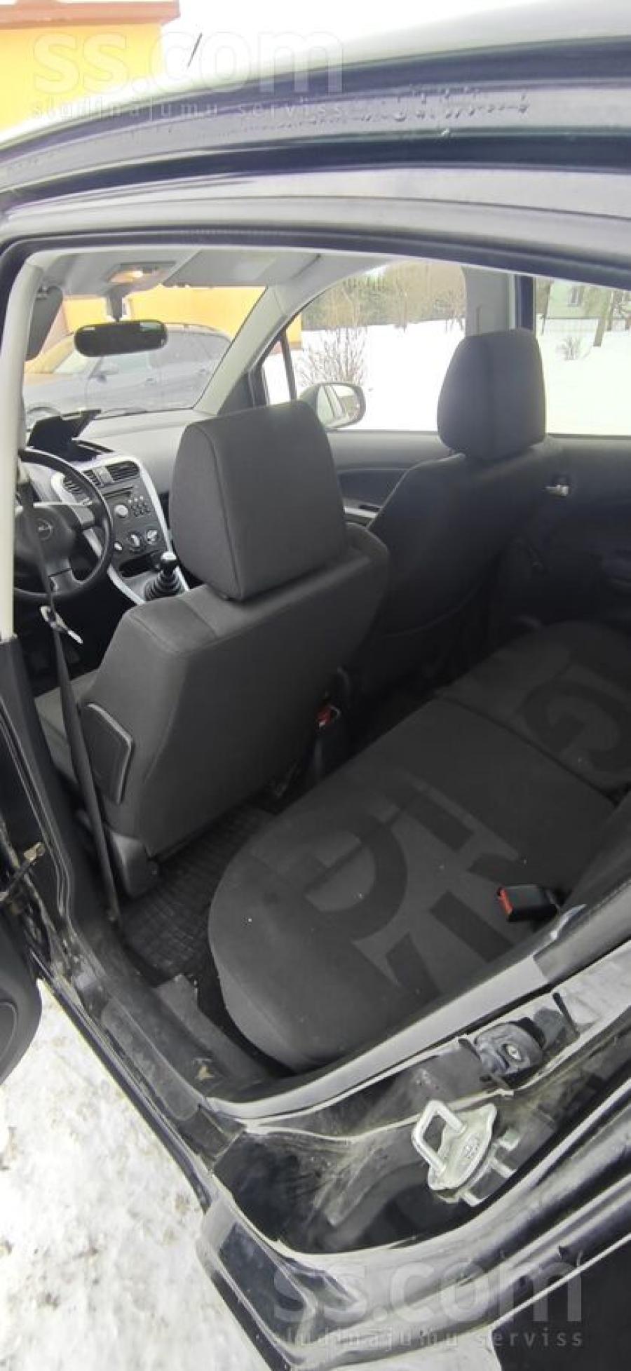 Melns Opel Agila 2009 Ventspils, ar dzinēja tilpumu 1.00 L un nobraukumu 190 tūkst. km par 1500 €, foto 7 vietnē AUTOMOTO.COM.LV