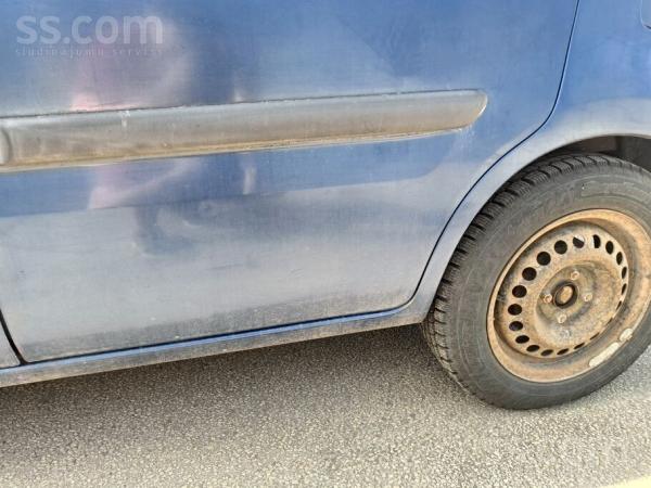Zils Opel Agila 2004 Rīga, ar dzinēja tilpumu 1.20 L un nobraukumu 231 tūkst. km par 700 €, foto 4 vietnē AUTOMOTO.COM.LV