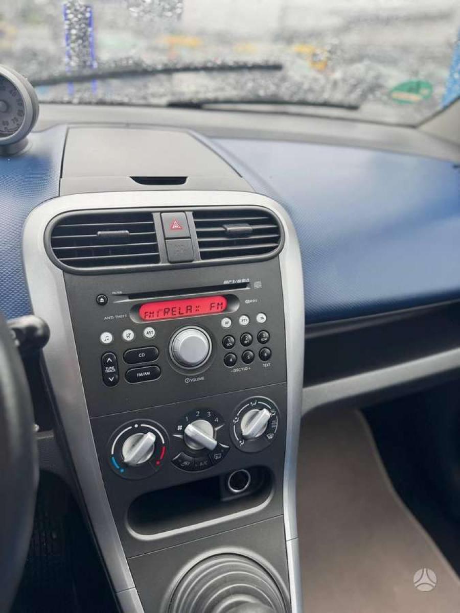 Zils Opel Agila 2008 Viļņa, ar dzinēja tilpumu 1.00 L un nobraukumu 103 tūkst. km par 1300 €, foto 9 vietnē AUTOMOTO.COM.LV
