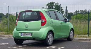 Green Opel Agila 2009 in Vilnius, with an engine capacity of 1.24 L and mileage of 176 thousand km for 2450 €, photo 10 on AUTOMOTO.COM.LV
