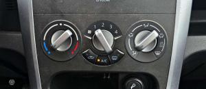 Green Opel Agila 2009 in Vilnius, with an engine capacity of 1.24 L and mileage of 176 thousand km for 2450 €, photo 17 on AUTOMOTO.COM.LV