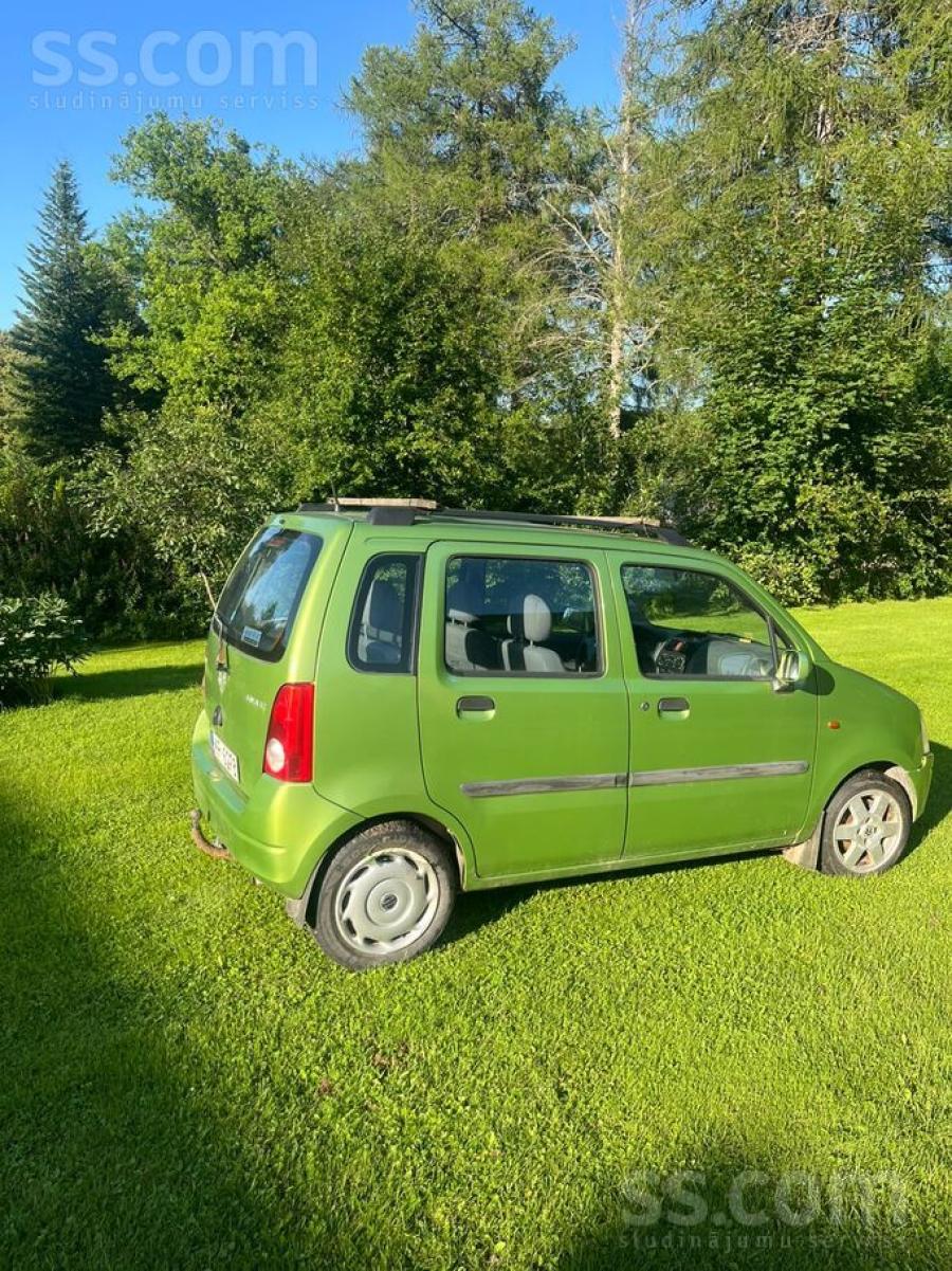 Zaļš Opel Agila 2000 Valmiera, ar dzinēja tilpumu 1.00 L un nobraukumu 317 tūkst. km par 440 €, foto 4 vietnē AUTOMOTO.COM.LV