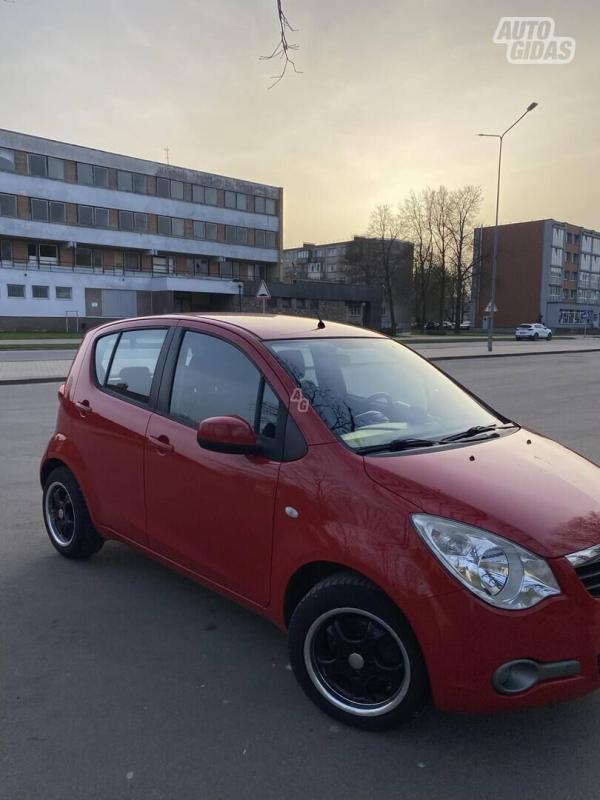 Red Opel Agila 2009 in Radviliskis, with an engine capacity of 1.30 L and mileage of 173 thousand km for 2700 €, photo 3 on AUTOMOTO.COM.LV
