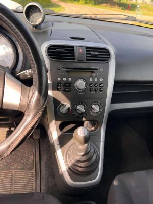 Red Opel Agila 2009 in Taurage, with an engine capacity of 1.23 L and mileage of 136 thousand km for 1100 €, photo 10 on AUTOMOTO.COM.LV