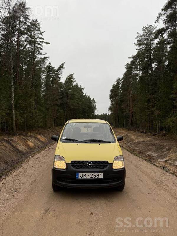 Yellow Opel Agila 2003 in Jelgava, with an engine capacity of 1.00 L and mileage of 94 thousand km for 1300 €, photo 1 on AUTOMOTO.COM.LV
