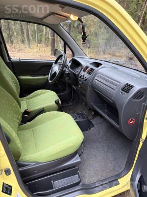 Dzeltens Opel Agila 2003 Jelgava, ar dzinēja tilpumu 1.00 L un nobraukumu 94 tūkst. km par 1300 €, foto 9 vietnē AUTOMOTO.COM.LV