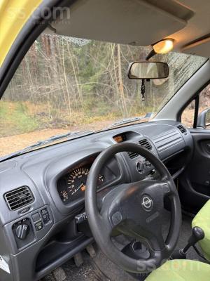 Dzeltens Opel Agila 2003 Jelgava, ar dzinēja tilpumu 1.00 L un nobraukumu 94 tūkst. km par 1300 €, foto 15 vietnē AUTOMOTO.COM.LV