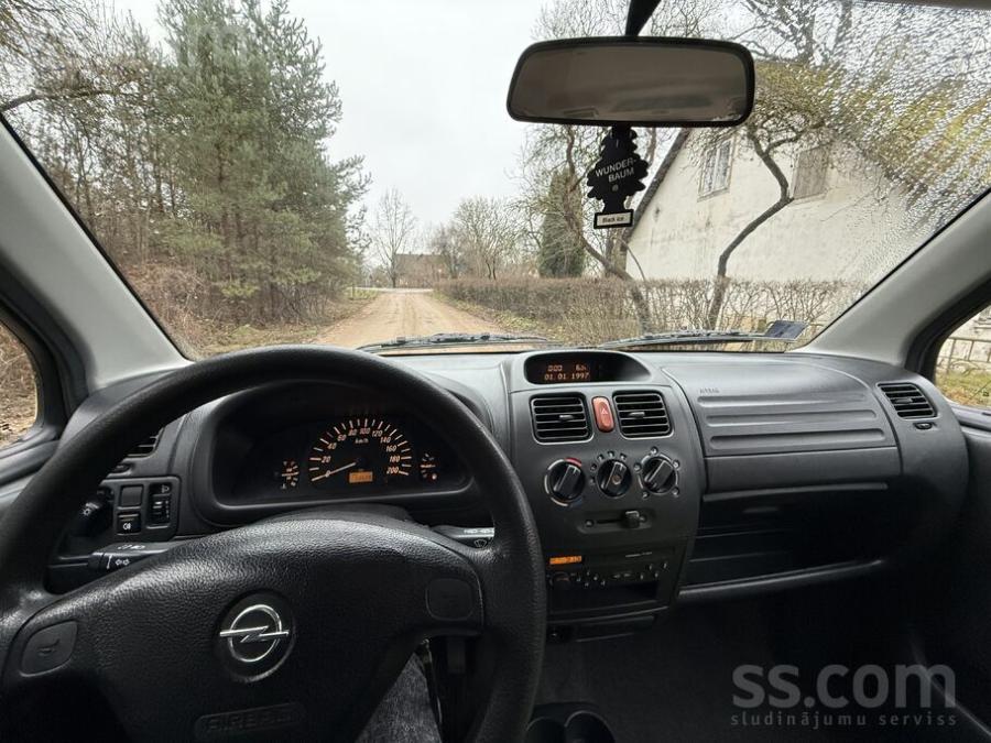 Dzeltens Opel Agila 2003 Jelgava, ar dzinēja tilpumu 1.00 L un nobraukumu 94 tūkst. km par 1300 €, foto 20 vietnē AUTOMOTO.COM.LV