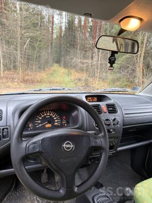 Dzeltens Opel Agila 2003 Jelgava, ar dzinēja tilpumu 1.00 L un nobraukumu 94 tūkst. km par 1300 €, foto 21 vietnē AUTOMOTO.COM.LV