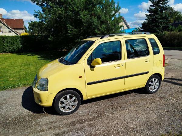 Yellow Opel Agila 2004 in Siauliai, with an engine capacity of 1.25 L and mileage of 312 thousand km for 1500 €, photo 1 on AUTOMOTO.COM.LV