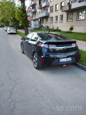 Black Opel Ampera 2012 in Jelgava, with an engine capacity of 1.40 L and mileage of 256 thousand km for 6700 €, photo 9 on AUTOMOTO.COM.LV