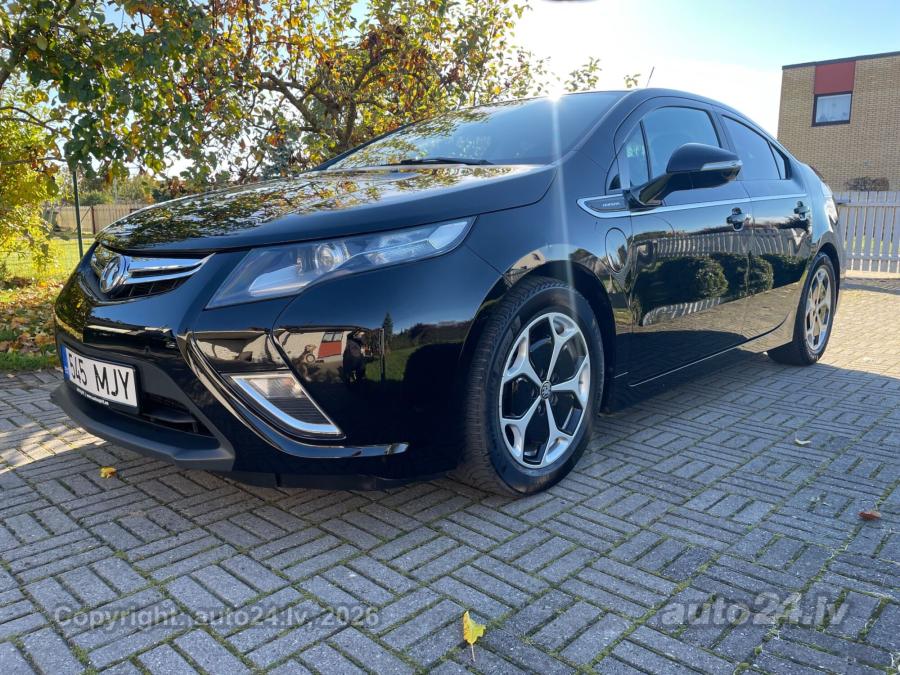 Black Opel Ampera 2015 in Tallinn, with an engine capacity of 1.40 L and mileage of 177 thousand km for 10900 €, photo 3 on AUTOMOTO.COM.LV