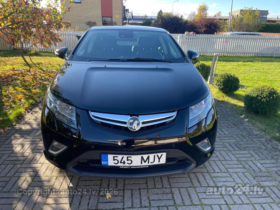 Black Opel Ampera 2015 in Tallinn, with an engine capacity of 1.40 L and mileage of 177 thousand km for 10900 €, photo 7 on AUTOMOTO.COM.LV