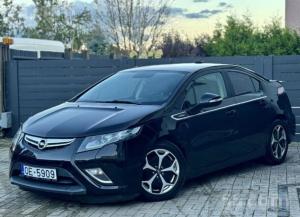 Black Opel Ampera 2013 in Riga, with an engine capacity of 1.40 L and mileage of 227 thousand km for 6650 €, photo 10 on AUTOMOTO.COM.LV