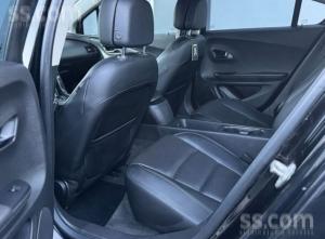 Black Opel Ampera 2013 in Riga, with an engine capacity of 1.40 L and mileage of 227 thousand km for 6650 €, photo 11 on AUTOMOTO.COM.LV