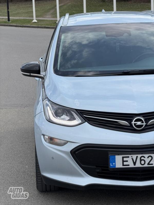 Blue Opel Ampera 2018 in Vilnius, with an engine capacity of 0.00 L and mileage of 91 thousand km for 14200 €, photo 9 on AUTOMOTO.COM.LV
