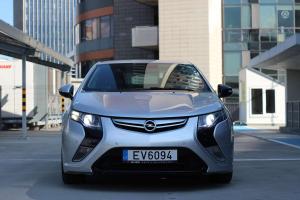 Pelēks Opel Ampera 2012 Viļņa, ar dzinēja tilpumu 1.40 L un nobraukumu 242 tūkst. km par 6100 €, foto 4 vietnē AUTOMOTO.COM.LV