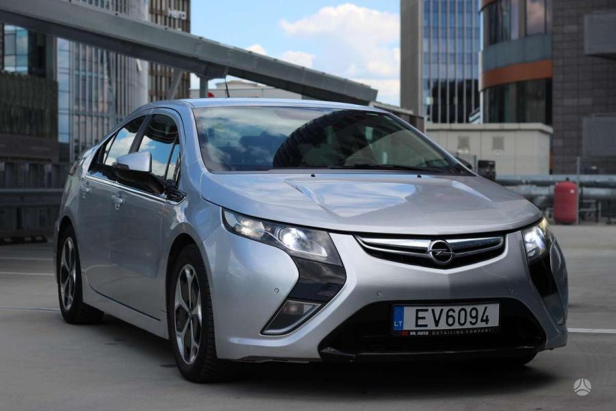 Pelēks Opel Ampera 2012 Viļņa, ar dzinēja tilpumu 1.40 L un nobraukumu 242 tūkst. km par 6100 €, foto 5 vietnē AUTOMOTO.COM.LV