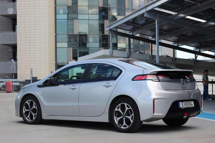 Pelēks Opel Ampera 2012 Viļņa, ar dzinēja tilpumu 1.40 L un nobraukumu 242 tūkst. km par 6100 €, foto 8 vietnē AUTOMOTO.COM.LV