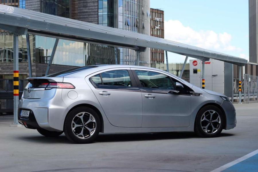 Pelēks Opel Ampera 2012 Viļņa, ar dzinēja tilpumu 1.40 L un nobraukumu 242 tūkst. km par 6100 €, foto 11 vietnē AUTOMOTO.COM.LV