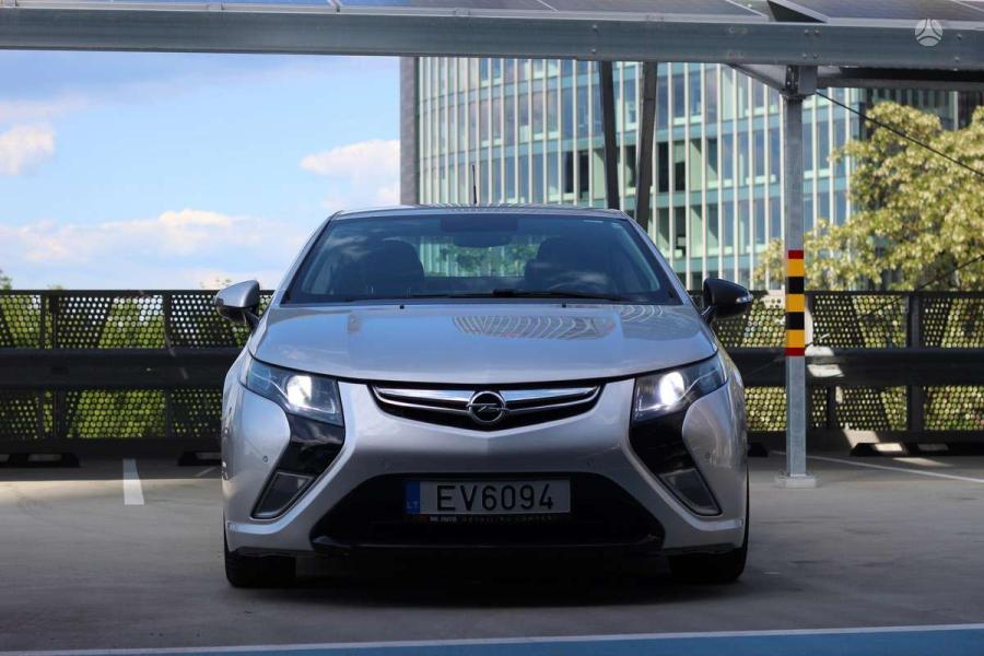 Pelēks Opel Ampera 2012 Viļņa, ar dzinēja tilpumu 1.40 L un nobraukumu 242 tūkst. km par 6100 €, foto 20 vietnē AUTOMOTO.COM.LV