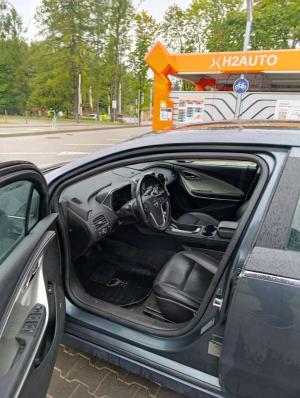 Grey Opel Ampera 2012 in Vilnius, with an engine capacity of 1.40 L and mileage of 233 thousand km for 5662 €, photo 10 on AUTOMOTO.COM.LV