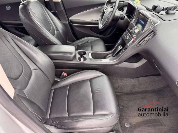 Grey Opel Ampera 2013 in Vilnius, with an engine capacity of 1.40 L and mileage of 153 thousand km for 8950 €, photo 9 on AUTOMOTO.COM.LV