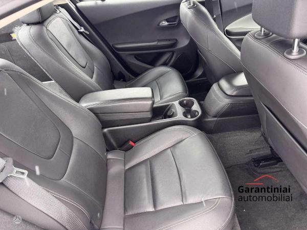 Grey Opel Ampera 2013 in Vilnius, with an engine capacity of 1.40 L and mileage of 153 thousand km for 8950 €, photo 10 on AUTOMOTO.COM.LV
