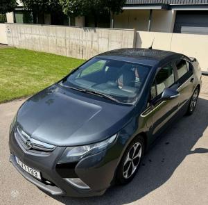 Pelēks Opel Ampera 2014 Viļņa, ar dzinēja tilpumu 1.40 L un nobraukumu 160 tūkst. km par 3900 €, foto 3 vietnē AUTOMOTO.COM.LV