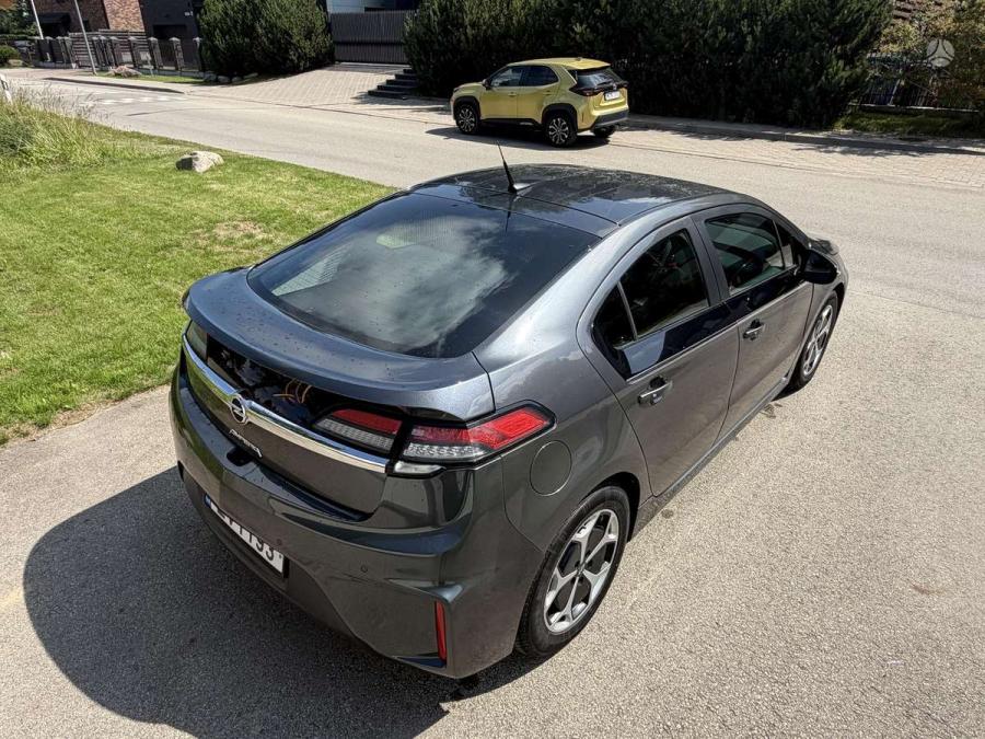 Pelēks Opel Ampera 2014 Viļņa, ar dzinēja tilpumu 1.40 L un nobraukumu 160 tūkst. km par 3900 €, foto 14 vietnē AUTOMOTO.COM.LV