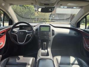Pelēks Opel Ampera 2014 Viļņa, ar dzinēja tilpumu 1.40 L un nobraukumu 160 tūkst. km par 3900 €, foto 19 vietnē AUTOMOTO.COM.LV