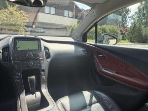 Pelēks Opel Ampera 2014 Viļņa, ar dzinēja tilpumu 1.40 L un nobraukumu 160 tūkst. km par 3900 €, foto 20 vietnē AUTOMOTO.COM.LV