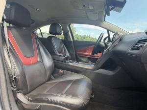 Pelēks Opel Ampera 2014 Viļņa, ar dzinēja tilpumu 1.40 L un nobraukumu 160 tūkst. km par 3900 €, foto 22 vietnē AUTOMOTO.COM.LV