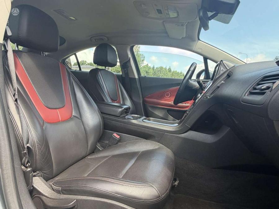 Pelēks Opel Ampera 2014 Viļņa, ar dzinēja tilpumu 1.40 L un nobraukumu 160 tūkst. km par 3900 €, foto 22 vietnē AUTOMOTO.COM.LV