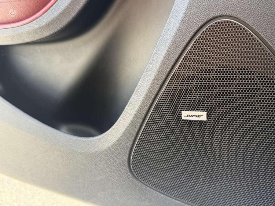 Pelēks Opel Ampera 2014 Viļņa, ar dzinēja tilpumu 1.40 L un nobraukumu 160 tūkst. km par 3900 €, foto 29 vietnē AUTOMOTO.COM.LV