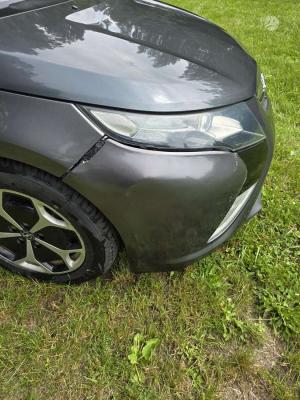 Grey Opel Ampera 2012 in Jurbarkas, with an engine capacity of 1.40 L and mileage of 261 thousand km for 2900 €, photo 8 on AUTOMOTO.COM.LV