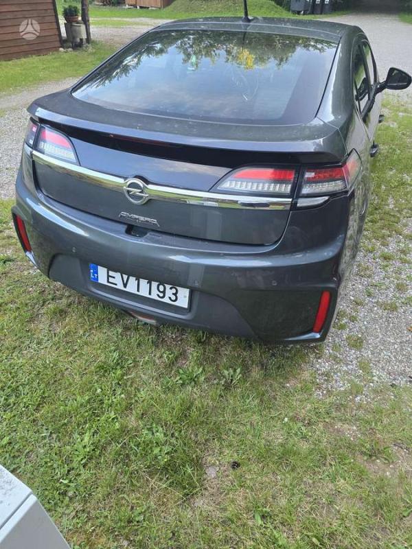 Grey Opel Ampera 2012 in Jurbarkas, with an engine capacity of 1.40 L and mileage of 261 thousand km for 2900 €, photo 10 on AUTOMOTO.COM.LV