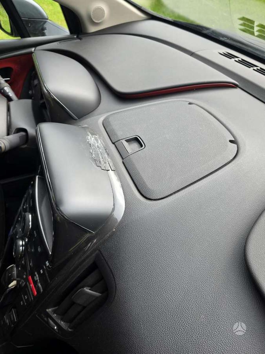 Grey Opel Ampera 2012 in Jurbarkas, with an engine capacity of 1.40 L and mileage of 261 thousand km for 2900 €, photo 15 on AUTOMOTO.COM.LV