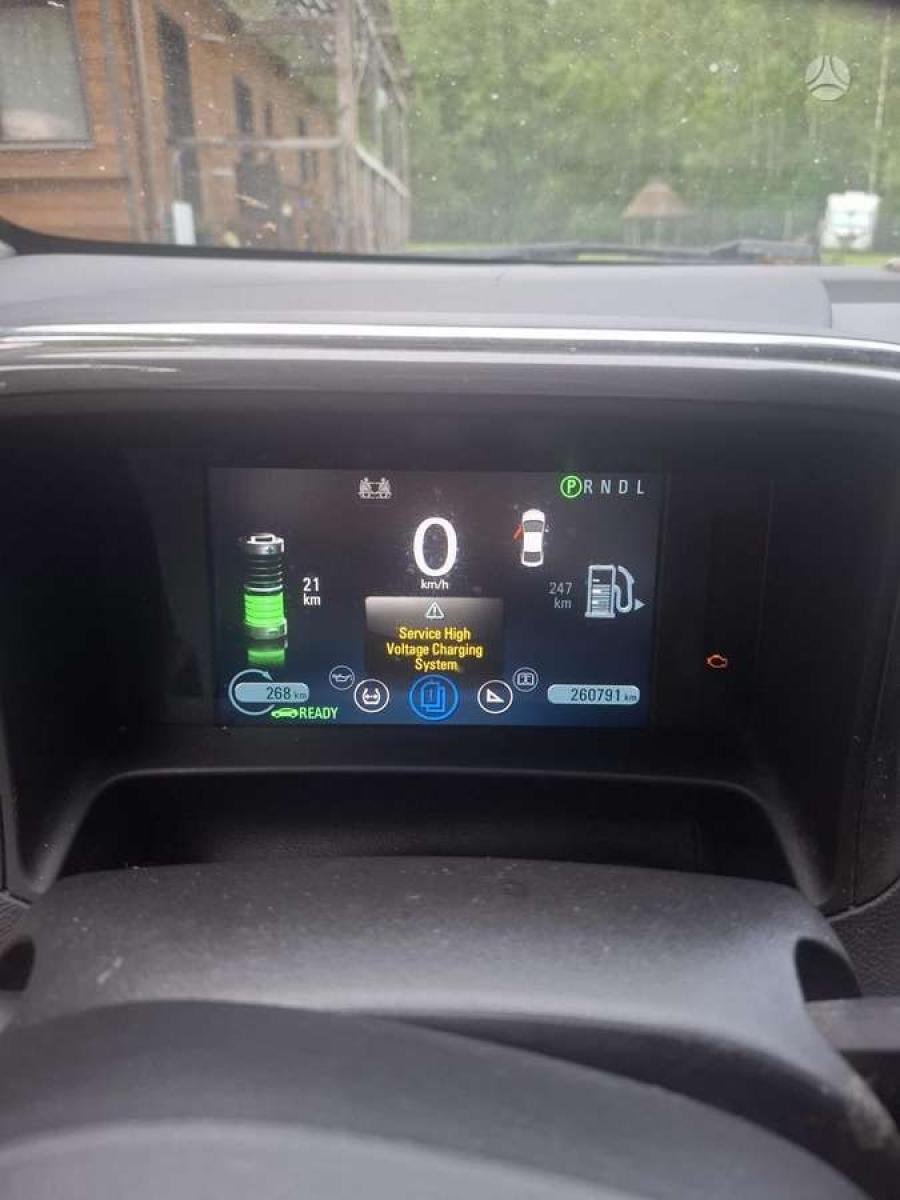 Grey Opel Ampera 2012 in Jurbarkas, with an engine capacity of 1.40 L and mileage of 261 thousand km for 2900 €, photo 18 on AUTOMOTO.COM.LV