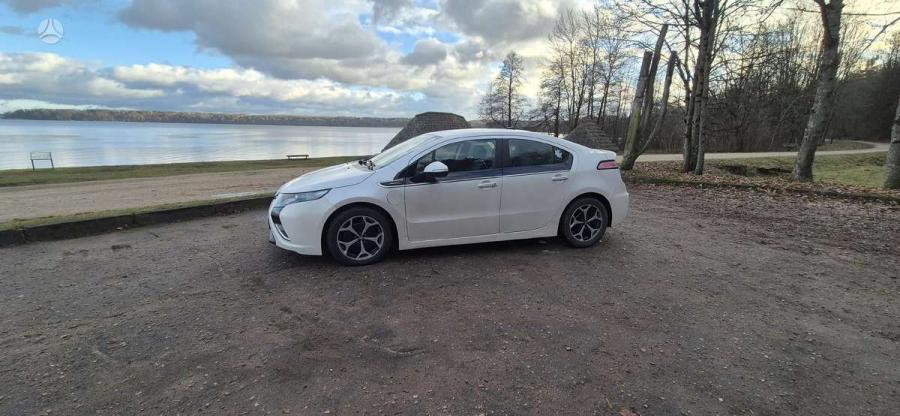 Balts Opel Ampera 2012 Kauņa, ar dzinēja tilpumu 1.40 L un nobraukumu 290 tūkst. km par 3500 €, foto 1 vietnē AUTOMOTO.COM.LV
