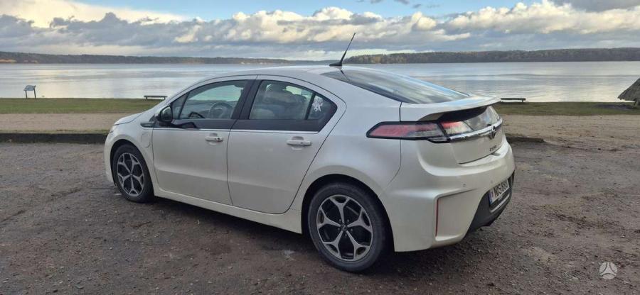 Balts Opel Ampera 2012 Kauņa, ar dzinēja tilpumu 1.40 L un nobraukumu 290 tūkst. km par 3500 €, foto 5 vietnē AUTOMOTO.COM.LV
