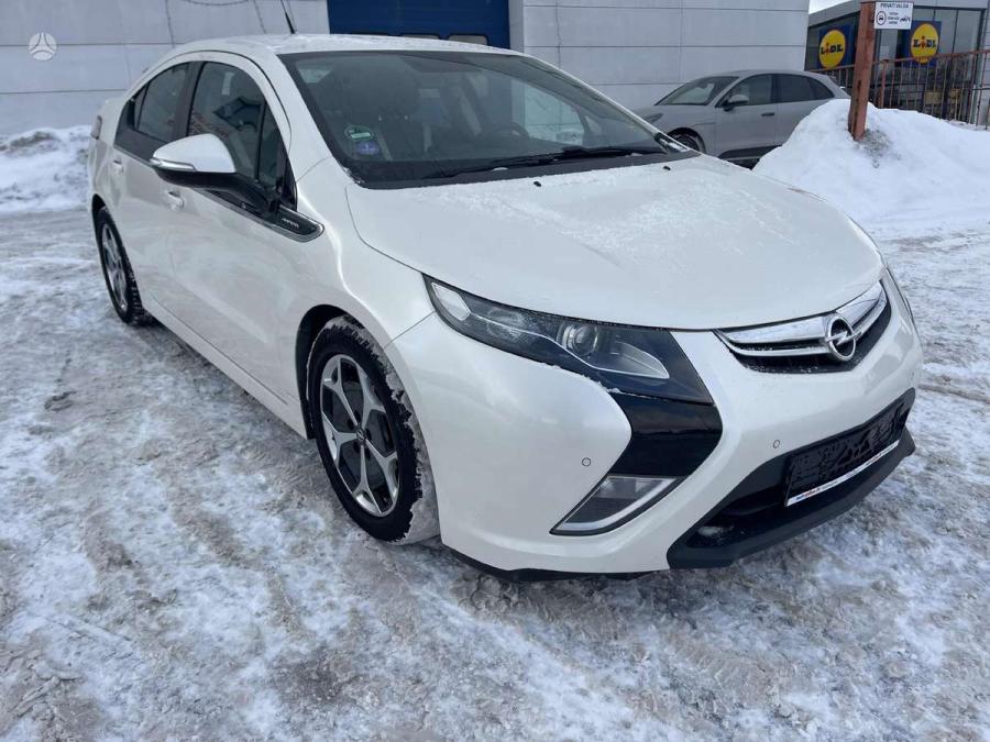 Balts Opel Ampera 2012 Kauņa, ar dzinēja tilpumu 1.40 L un nobraukumu 258 tūkst. km par 5250 €, foto 1 vietnē AUTOMOTO.COM.LV