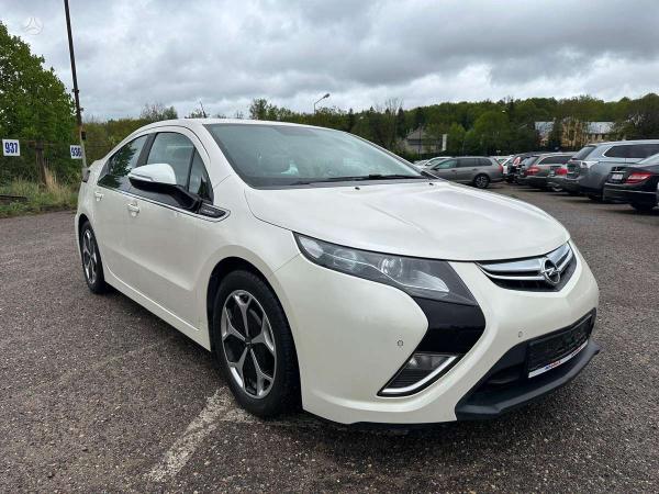 Balts Opel Ampera 2012 Alīta, ar dzinēja tilpumu 1.40 L un nobraukumu 260 tūkst. km par 5600 €, foto 6 vietnē AUTOMOTO.COM.LV