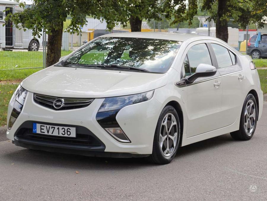 Balts Opel Ampera 2012 Viļņa, ar dzinēja tilpumu 1.40 L un nobraukumu 254 tūkst. km par 6000 €, foto 3 vietnē AUTOMOTO.COM.LV