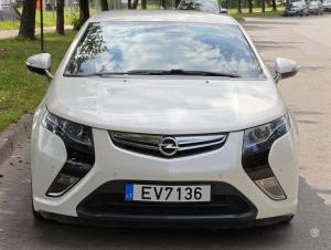 Balts Opel Ampera 2012 Viļņa, ar dzinēja tilpumu 1.40 L un nobraukumu 254 tūkst. km par 6000 €, foto 4 vietnē AUTOMOTO.COM.LV